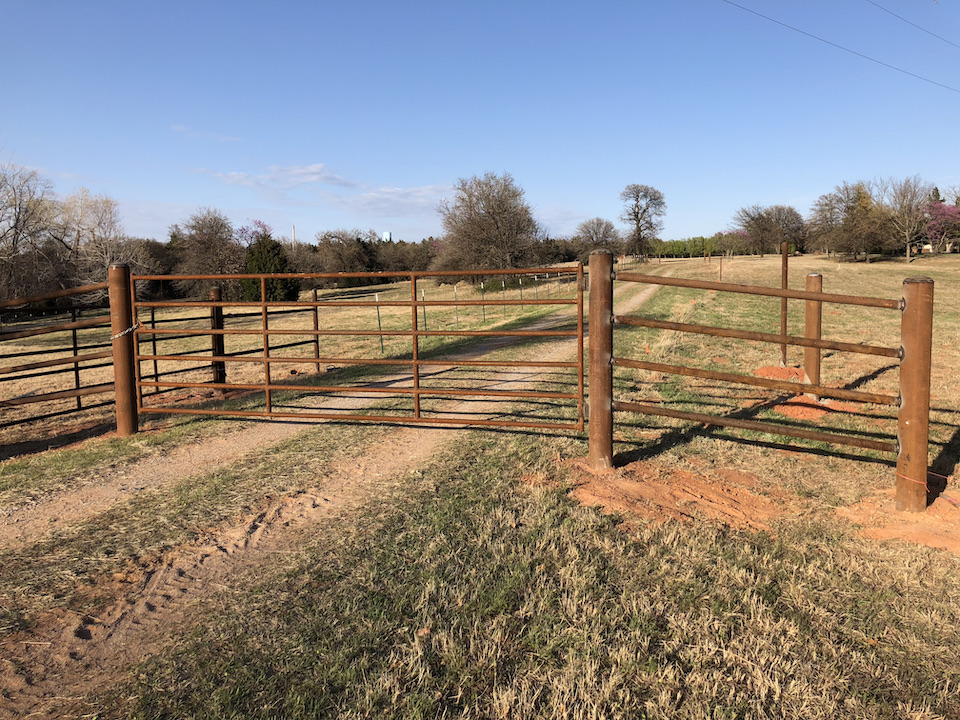Rancher Series Gates International Pipe